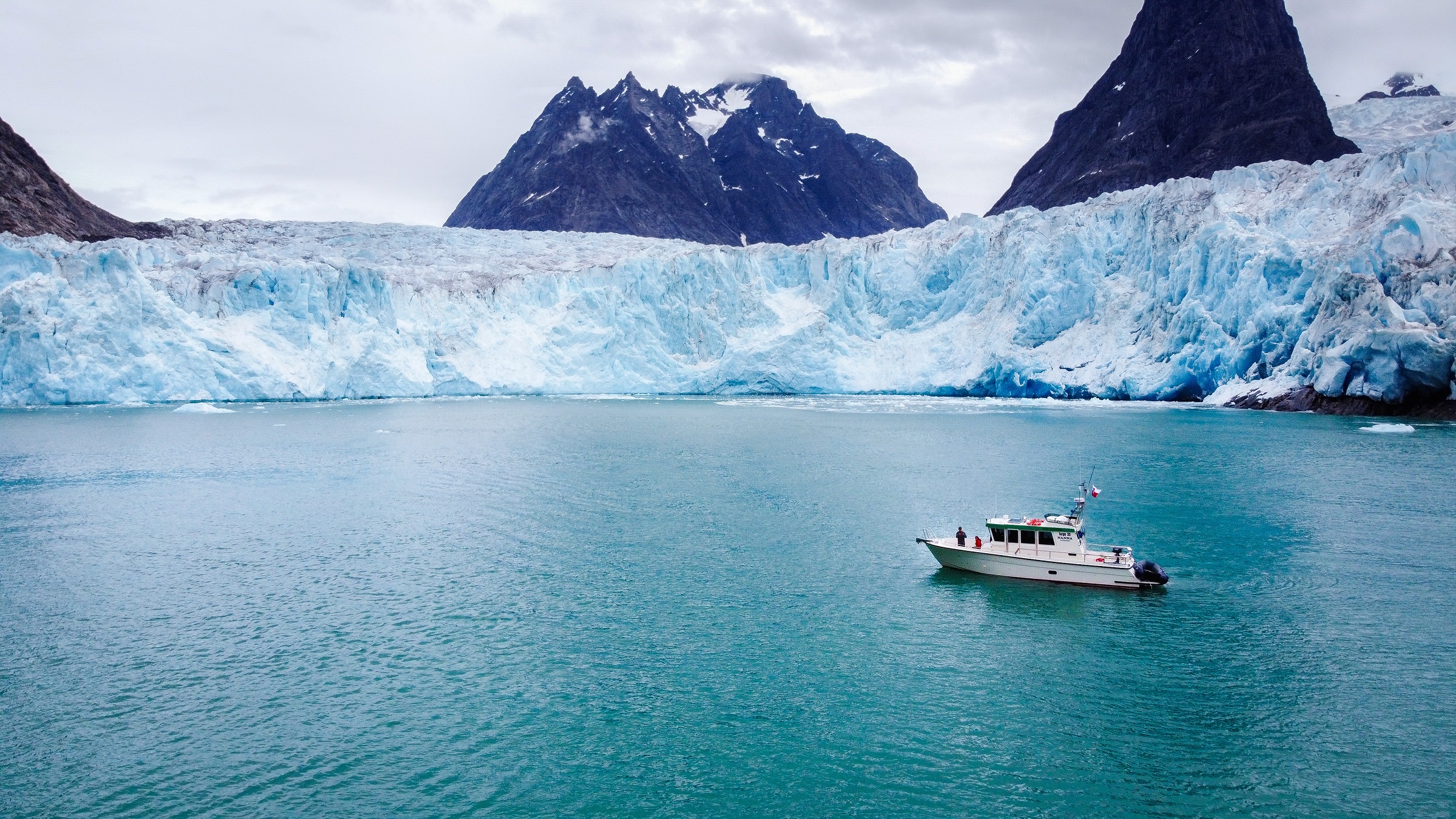 Maniitsoq Tour Boat - Destination Arctic Circle